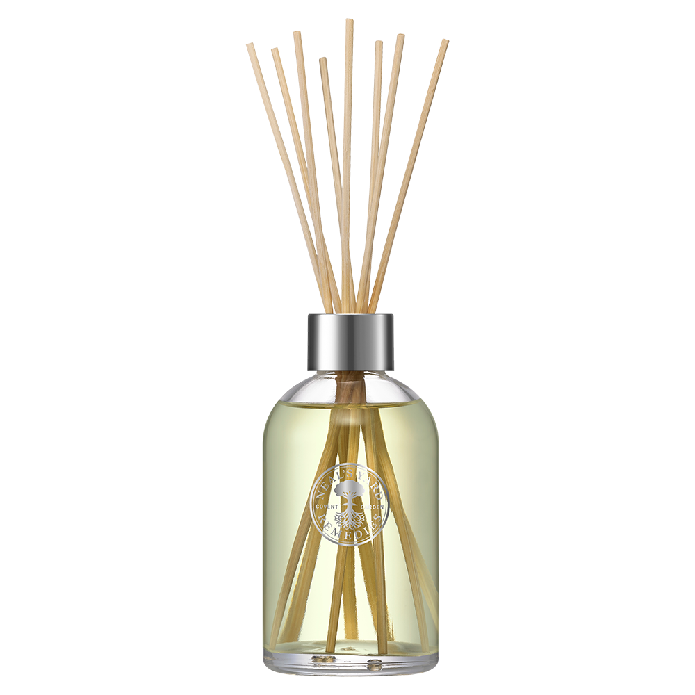 Reed Fragrance Diffuser Balancing | カラリア