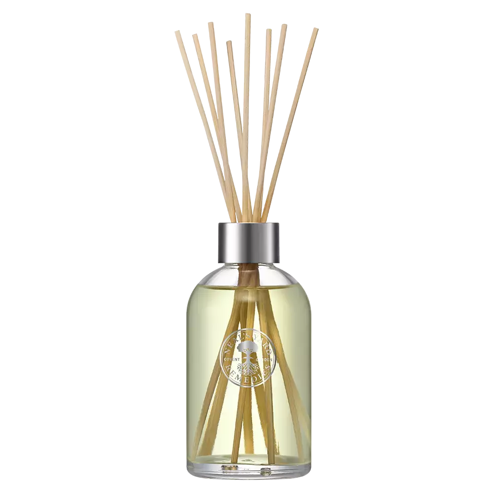 Reed Fragrance Diffuser Balancing | カラリア